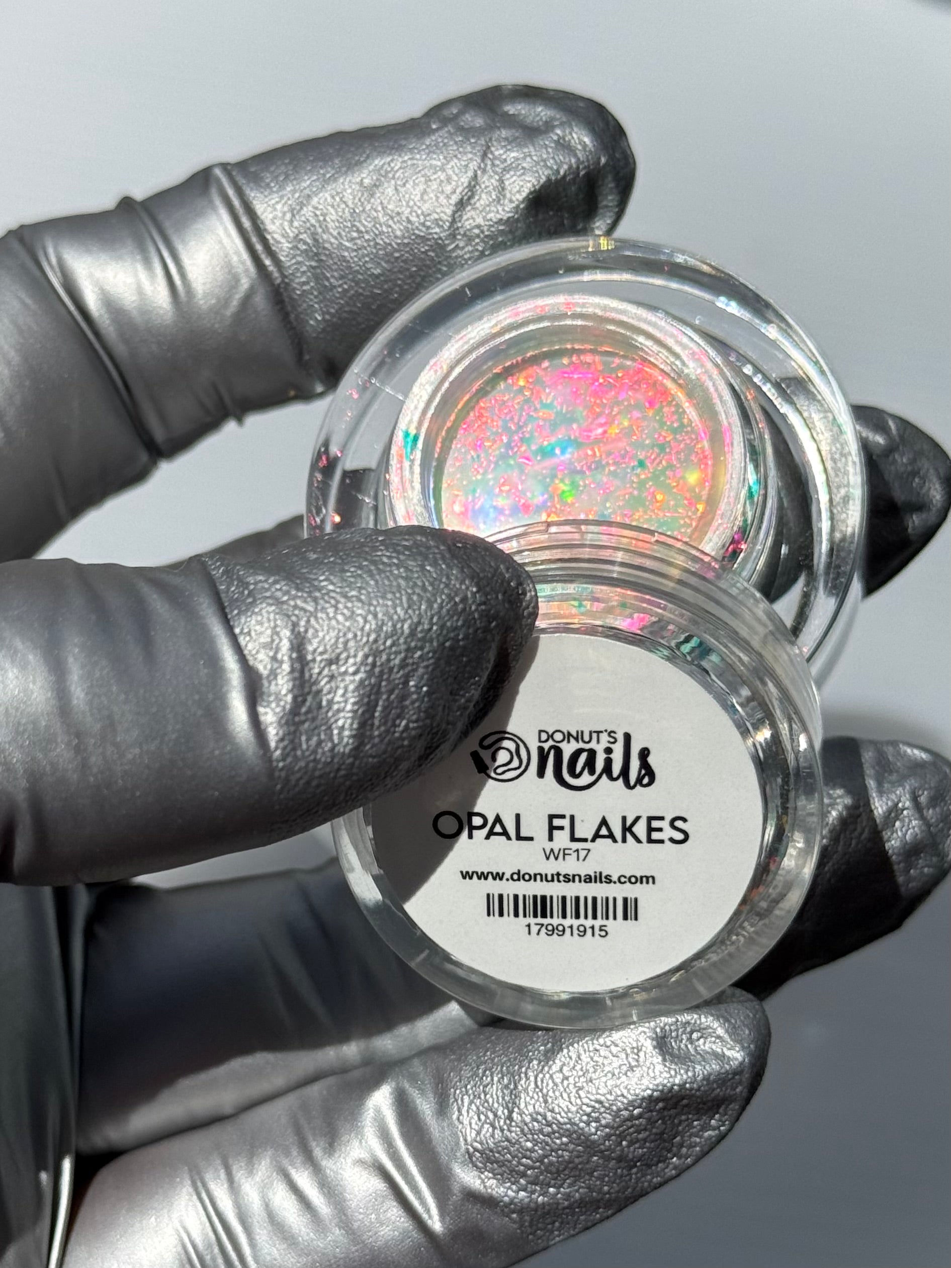 OPAL FLAKES | WF17 cardone nail trend – Donuts Nails